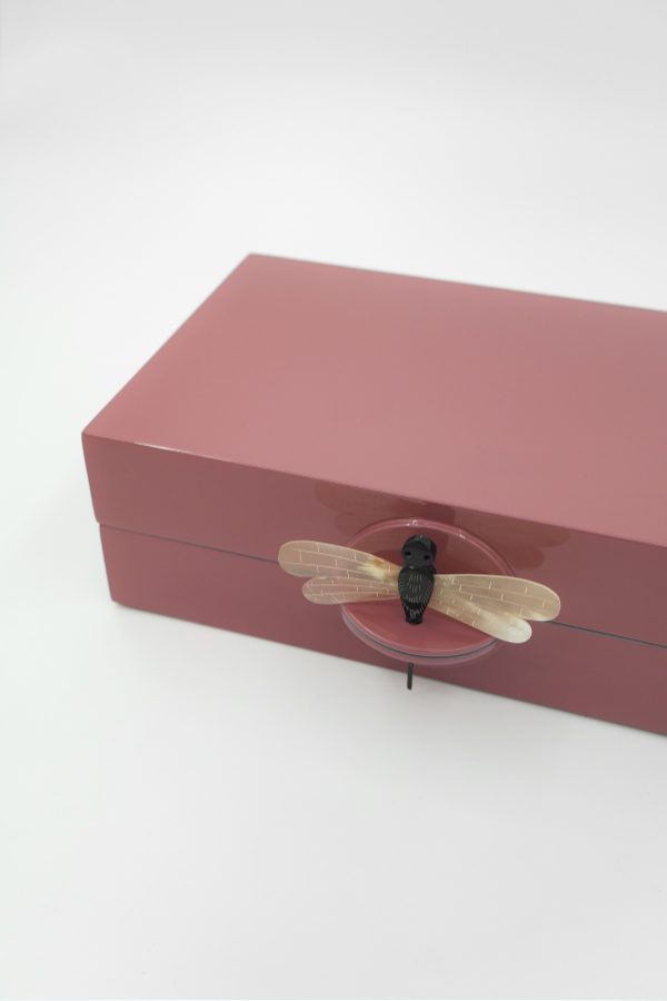 Plum Lacquered Dragonfly Box – EK Home